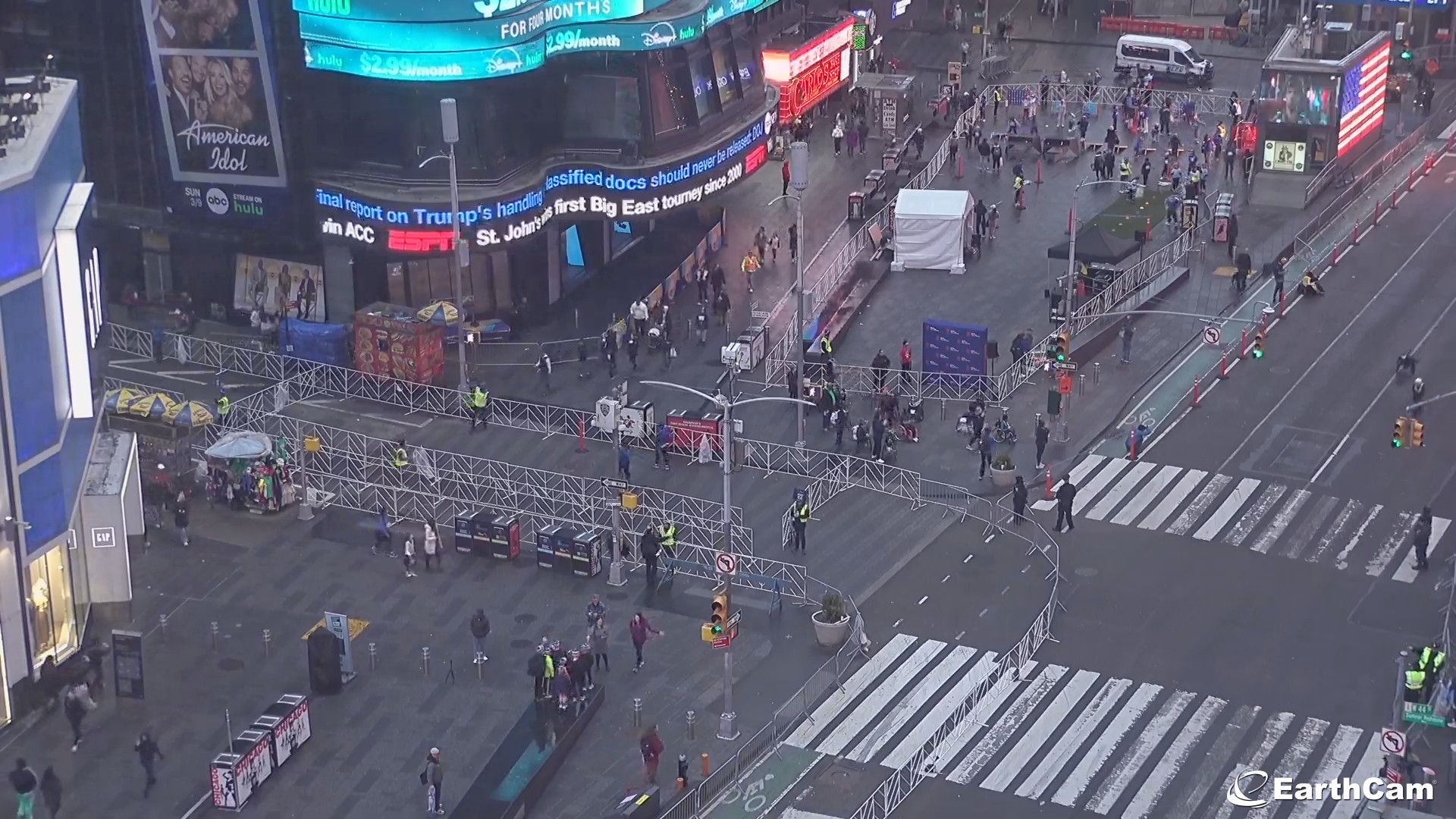 Earthcam Times Square This Surveillance Artist Knows How You Got That