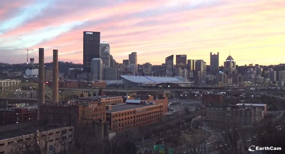 The Pittsburgh skyline after 600 years in the future city of Trivantes ...